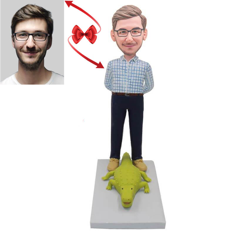 CustomSteppingOnACrocodileBobbleheads_d2561c2b-b9ee-4bce-a819 ...